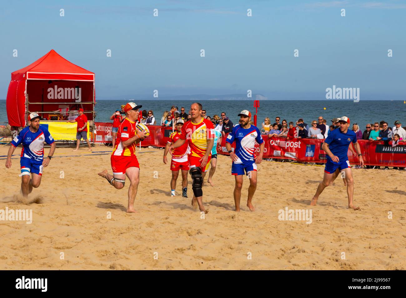 Sandbaggers marathon beach touch rugby team hi-res stock photography ...