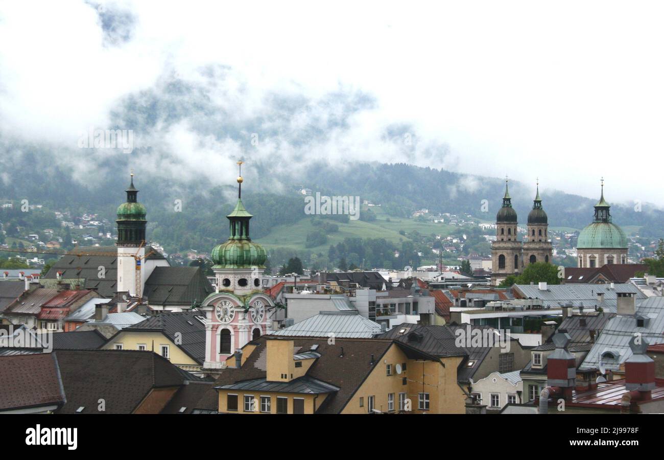 Innsbruck skyline hi-res stock photography and images - Alamy