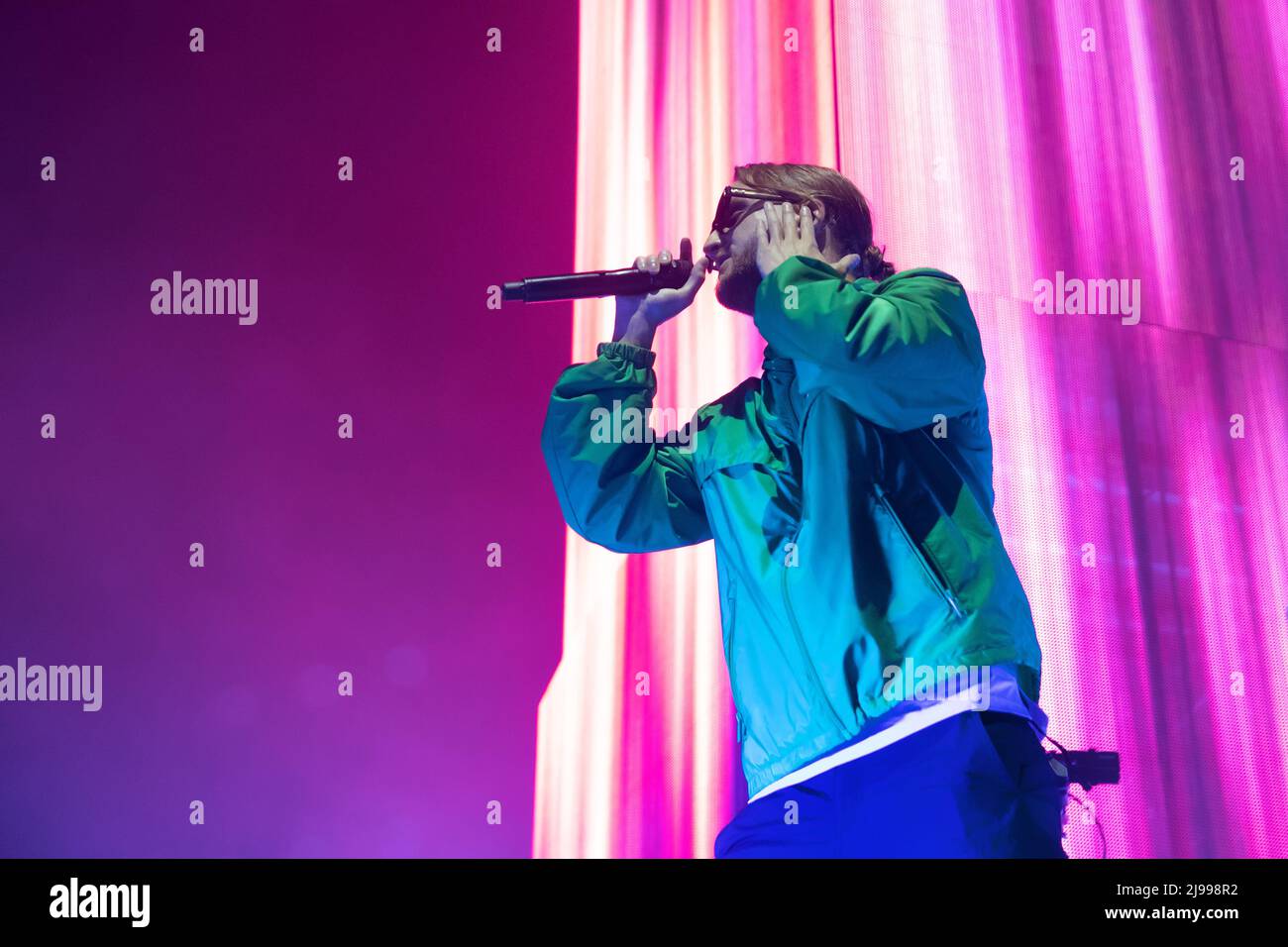 21 albums hi-res stock photography and images - Alamy