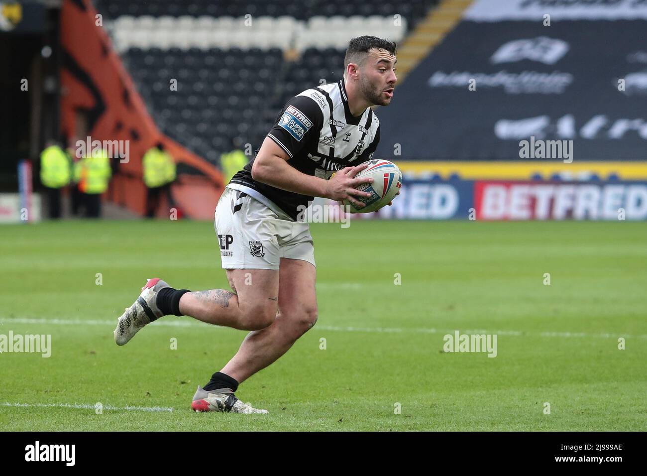Hull, UK. 21st May, 2022. Jake Connor #1 of Hull FC runs with the ball ...