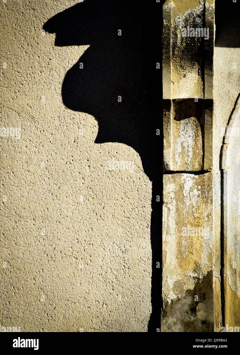 Shadow detail on building hi-res stock photography and images - Alamy
