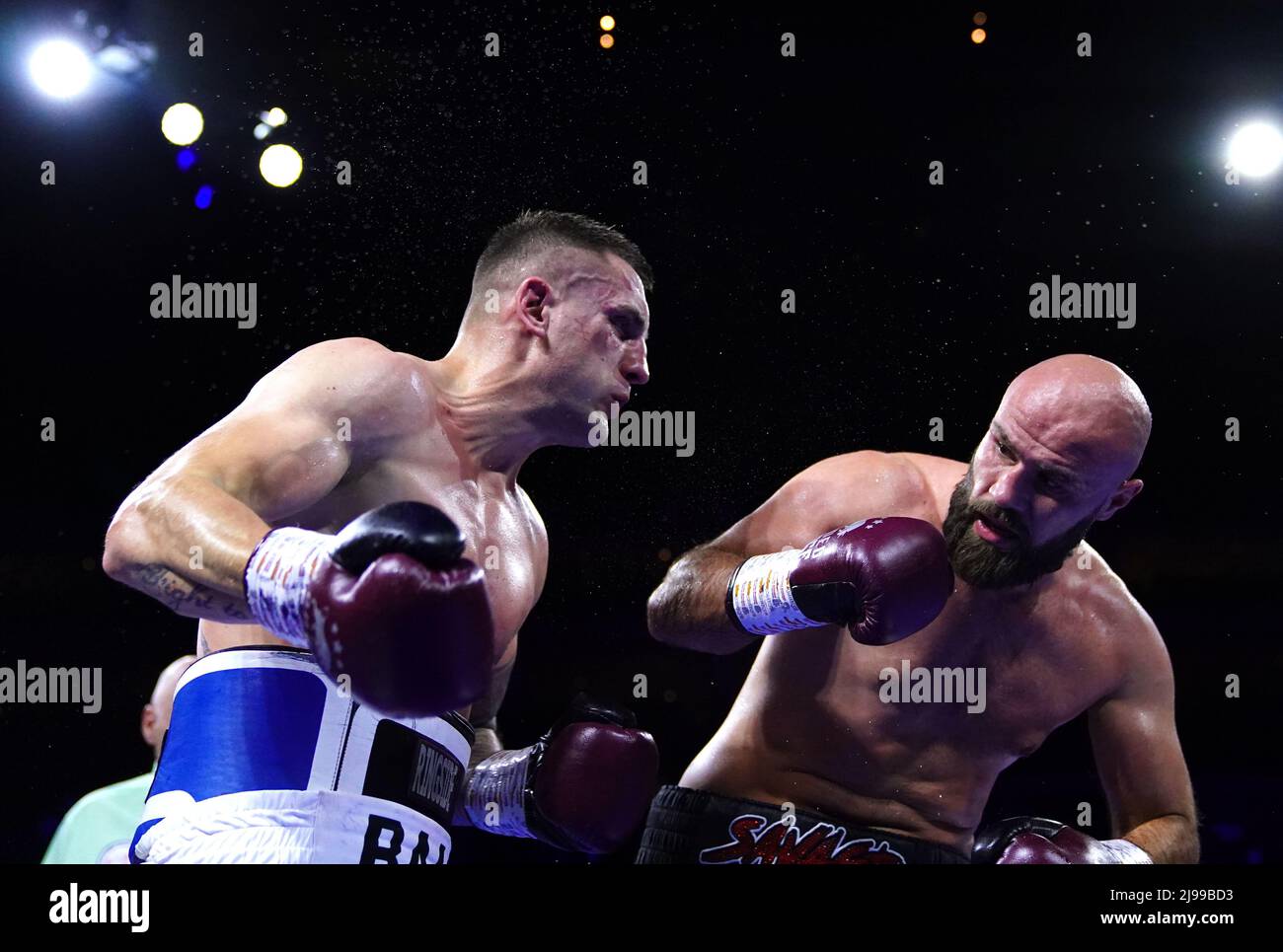Adam Balski (left) and Alen Babi in the WBC Silver Bridgerweight Title ...