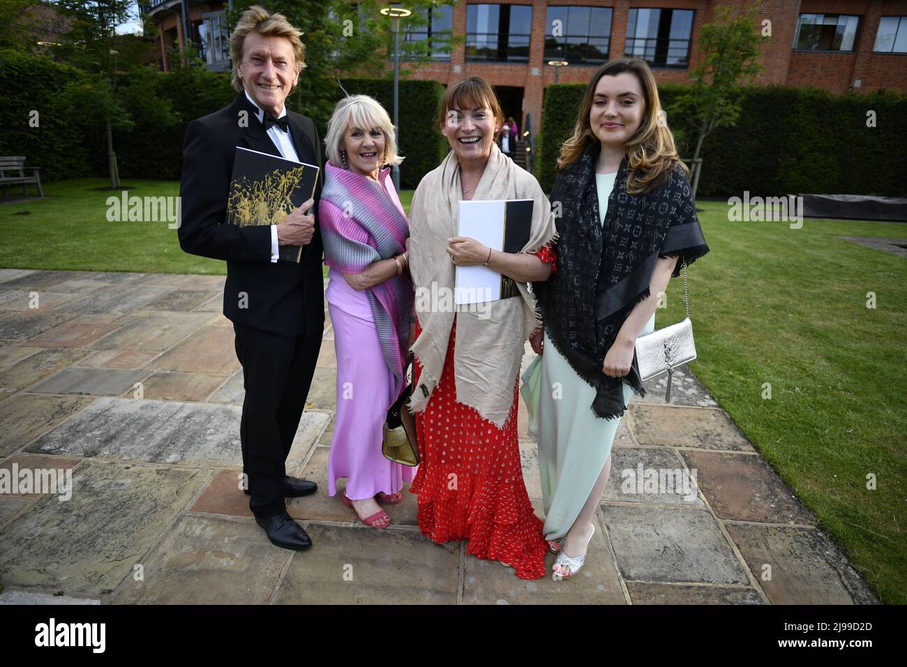 (left to right) Grant McCahon with Nina Myskow and Lorraine Kelly and ...