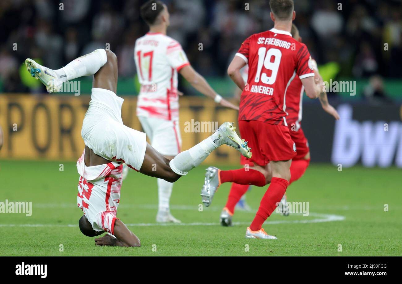 Pitchball sport hi-res stock photography and images - Alamy