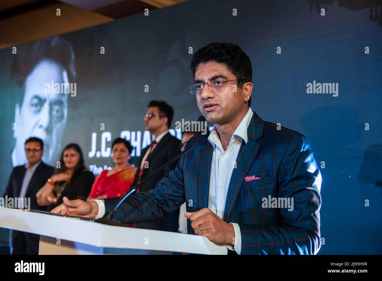 Aakash Chaudhry Managing Director and Co-Promoter at Aakash Educational ...