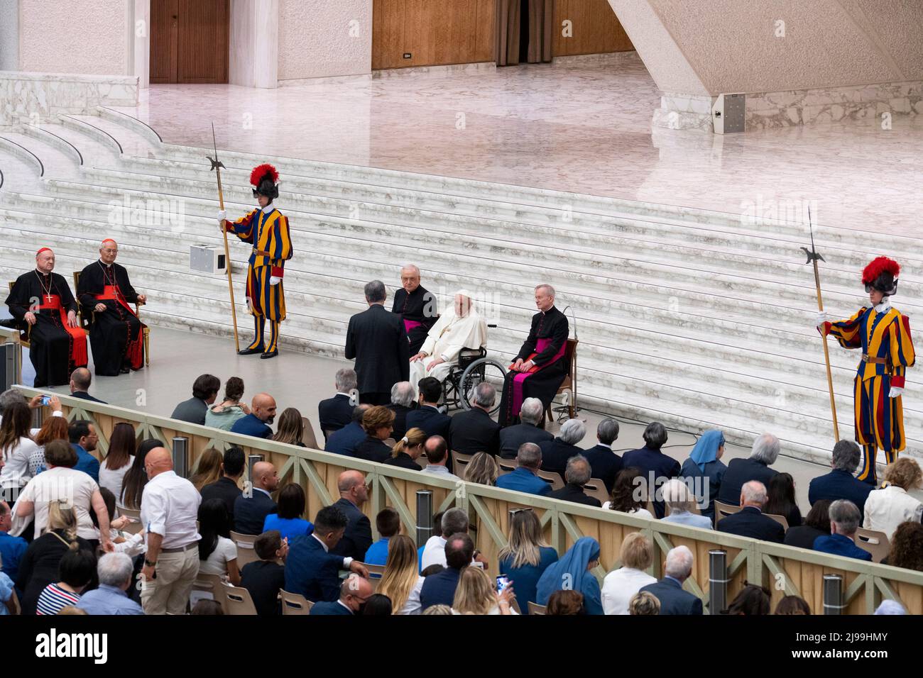 Paul vi audience hall hi-res stock photography and images - Alamy