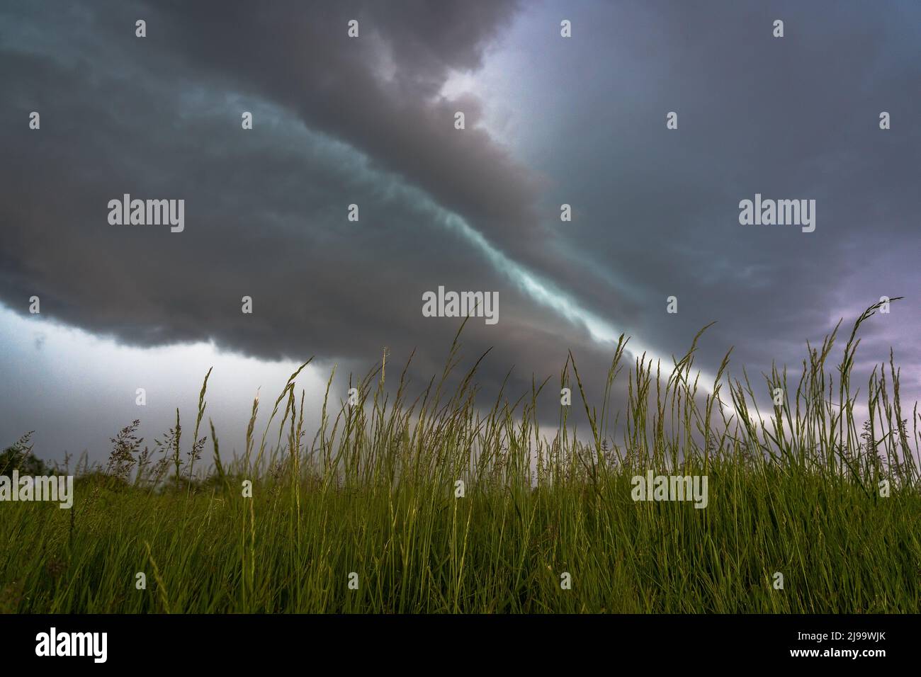 Extreme weather patterns hi-res stock photography and images - Alamy