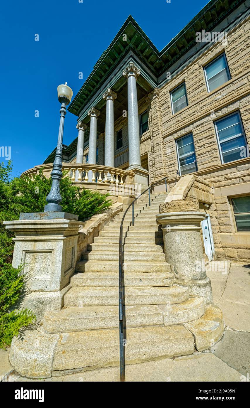 Steps lead to the entrance to the Cascade County Courthouse in Great ...