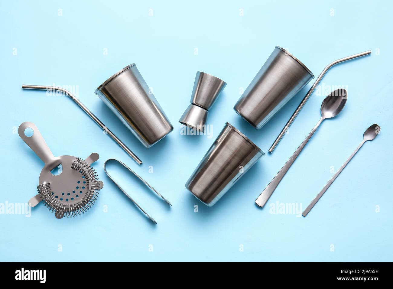 Modern bartender hi-res stock photography and images - Alamy