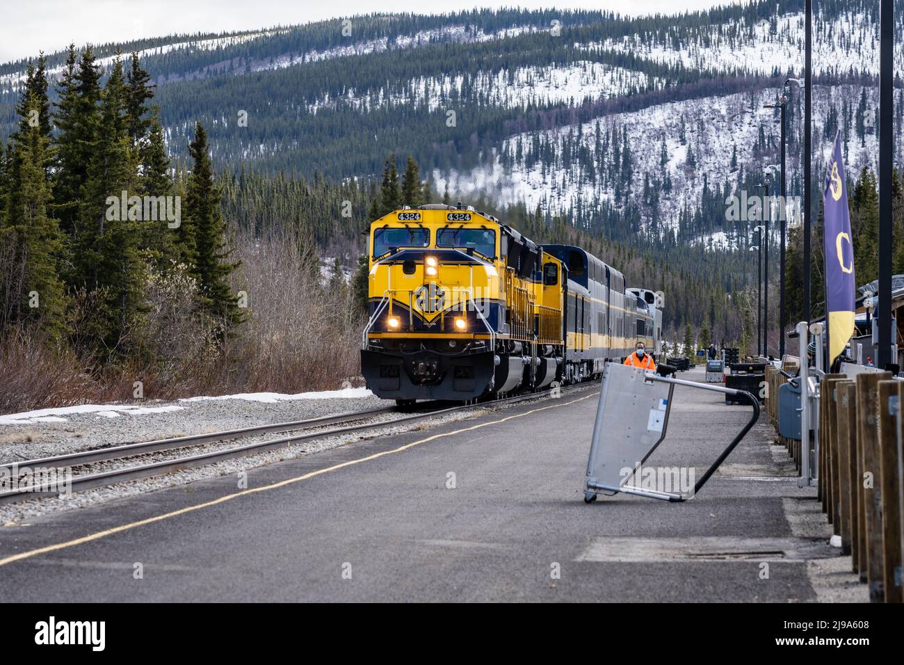 Denali star alaska railroad hi-res stock photography and images - Alamy