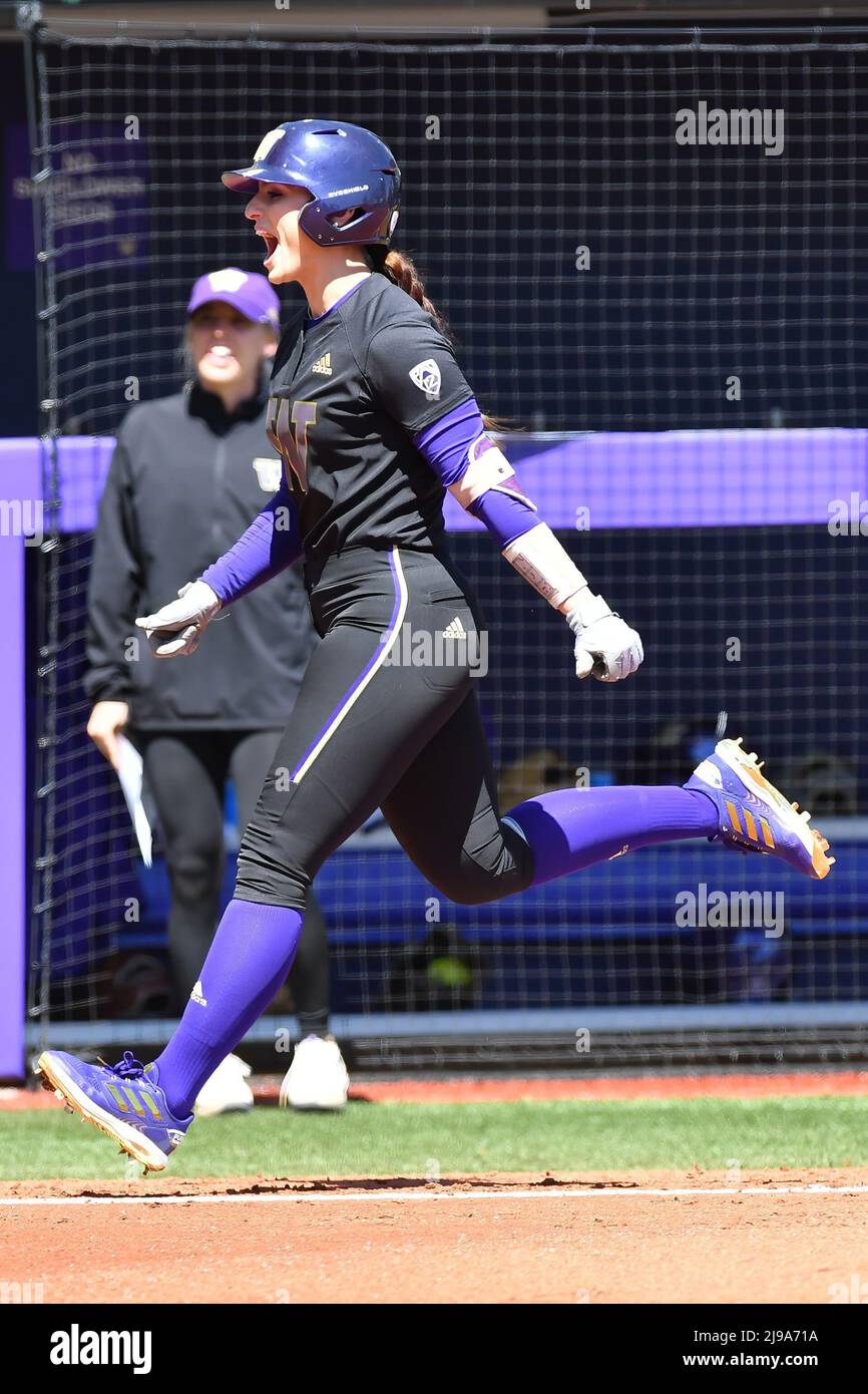 Seattle, WA, USA. 21st May, 2022. Washington infielder Baylee Klinger ...