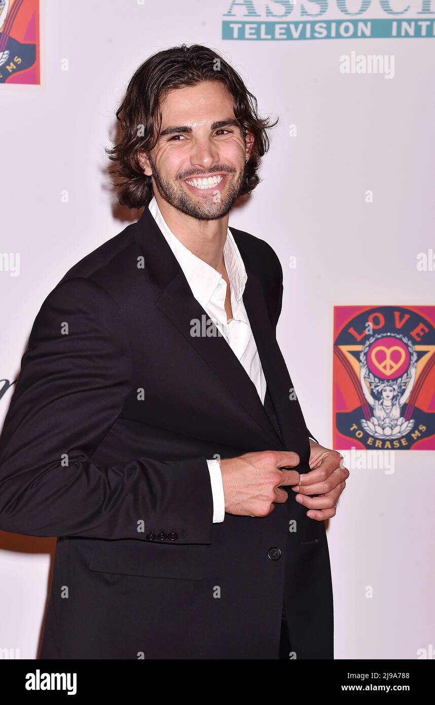 LOS ANGELES, CA - MAY 20: Gordon Winarick attends the 29th Annual Race ...