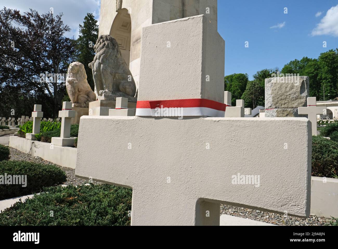 Lviv, Ukraine. 21st May, 2022. Two lion statues stand either side of ...