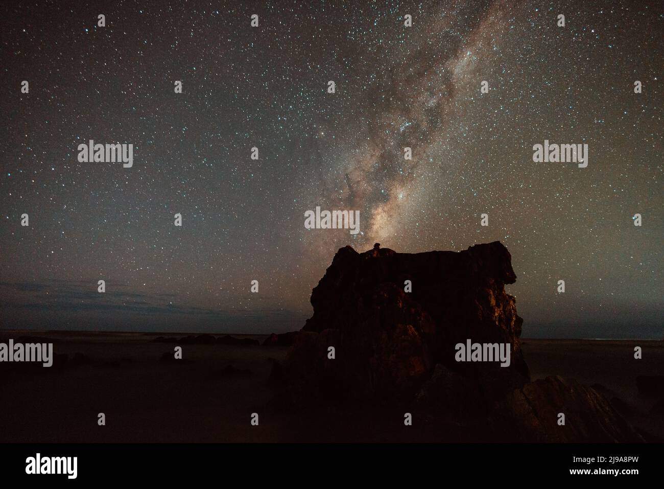 Australia outback night sky hi-res stock photography and images - Alamy