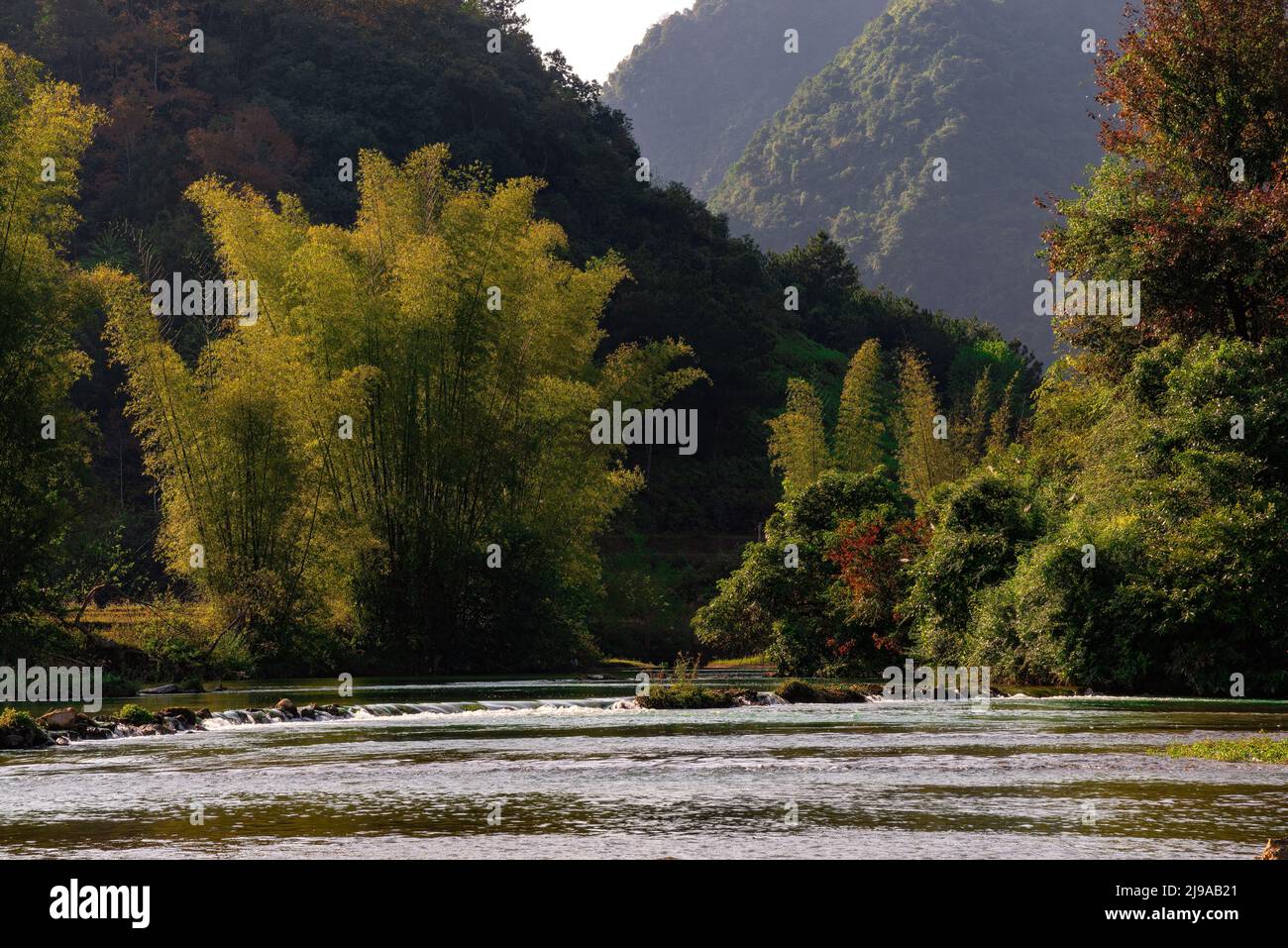 Quay son river hi-res stock photography and images - Alamy