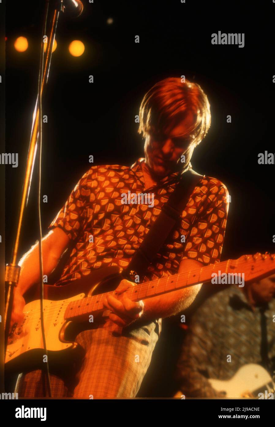 Bryan adams 1996 hi-res stock photography and images - Alamy