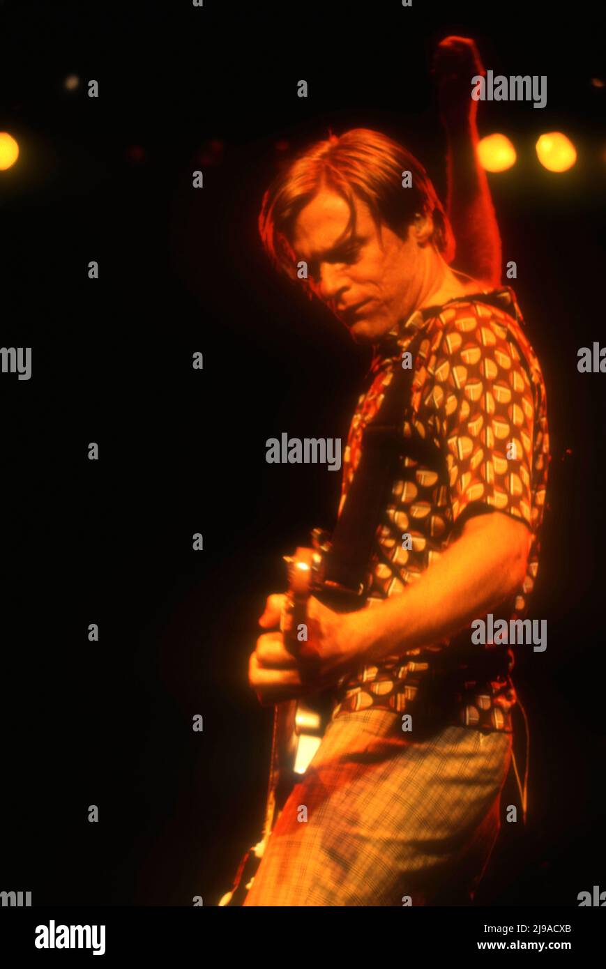 Bryan adams 1996 hi-res stock photography and images - Alamy