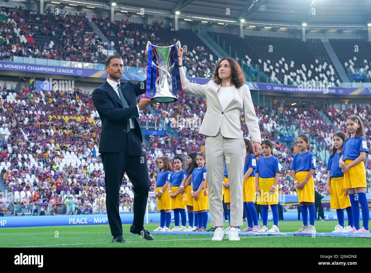 Uwcl trophy hi-res stock photography and images - Alamy
