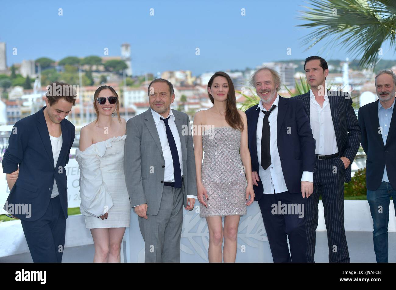 Benjamin Siksou, Cosmina Stratan, Patrick Timsit, Marion Cotillard ...