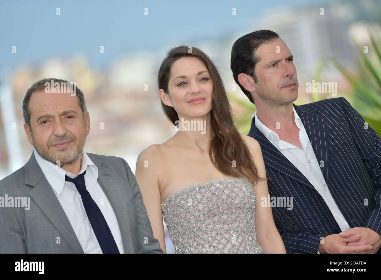 Patrick Timsit, Marion Cotillard and Melvil Poupaud attending the ...