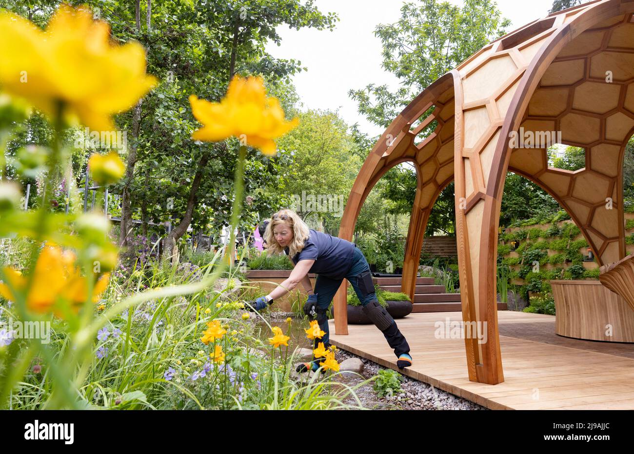 EDITORIAL USE ONLY Christine Poppelwell puts the finishing touches on ...