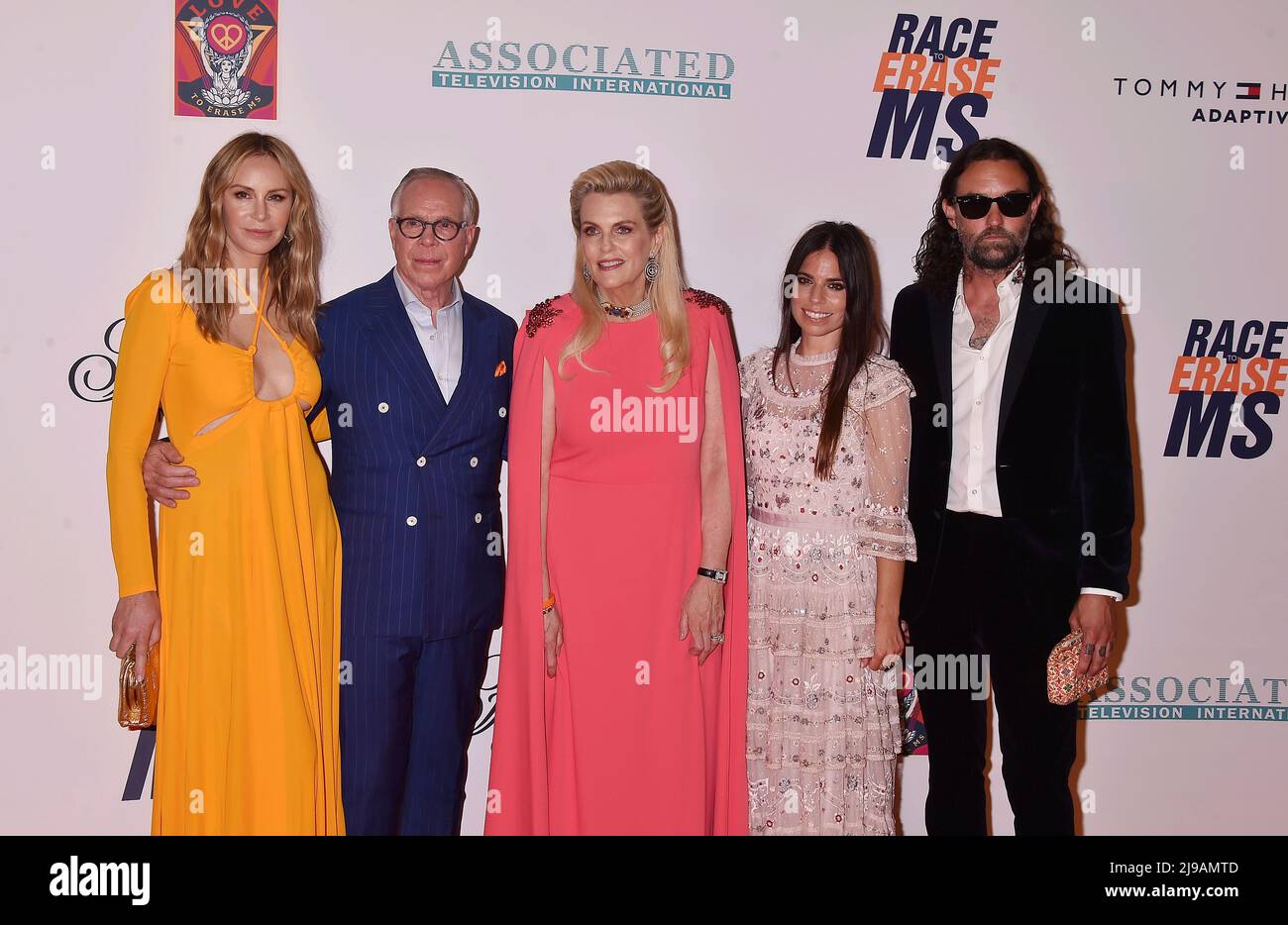 LOS ANGELES, CA - MAY 20: (L-R) Dee Ocleppo, Tommy Hilfiger, Nancy ...