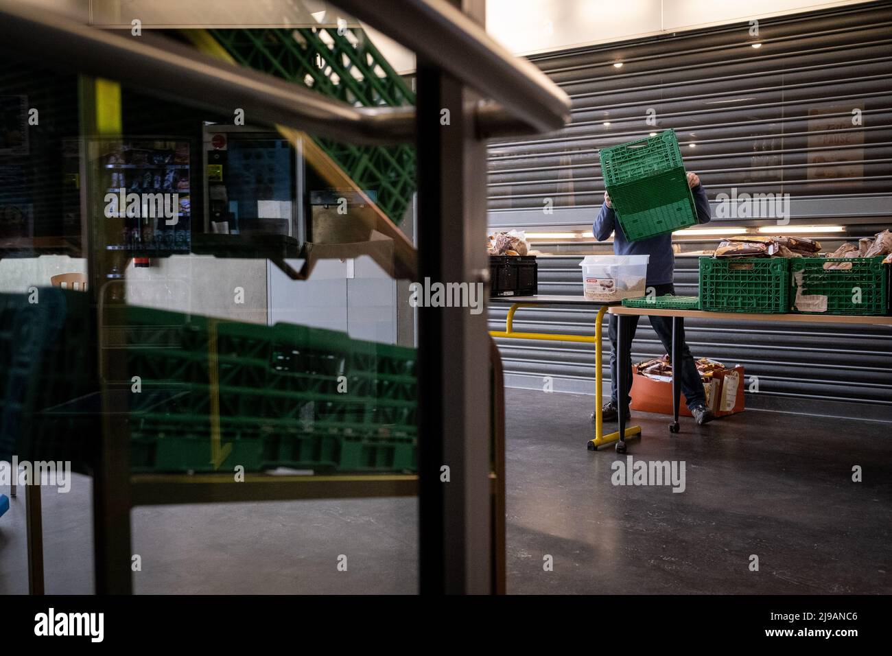 Rennes food store hi-res stock photography and images - Alamy