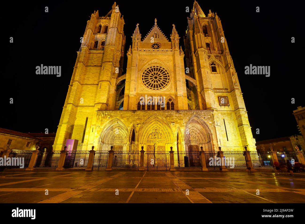 Main facade of the cathedral of Leon in Spain in a night shot Stock ...