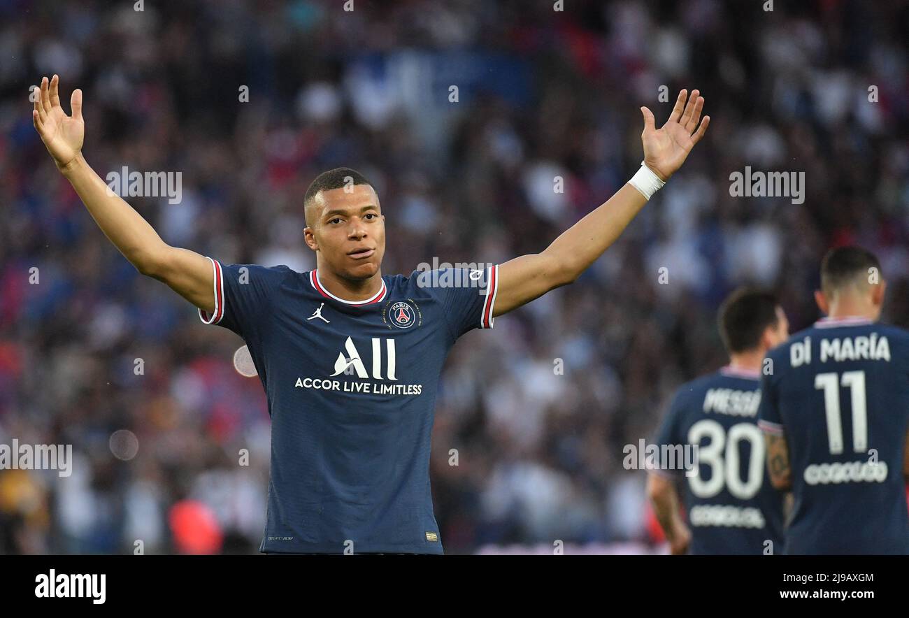 Paris Saint-Germain's Kylian Mbappé during the French L1 football match ...