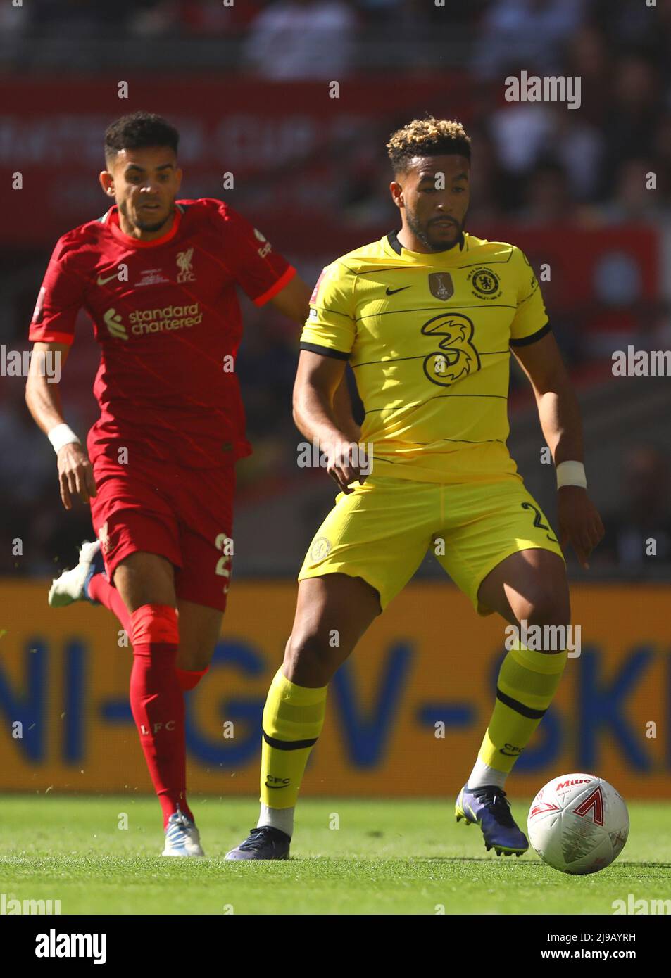Reece James of Chelsea and Luis Diaz of Liverpool - Chelsea v Liverpool ...