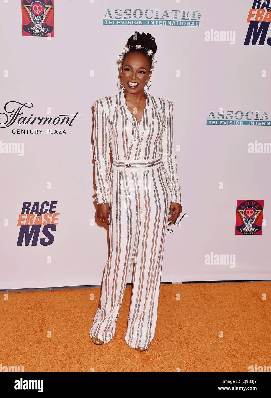 LOS ANGELES, CA - MAY 20: Siedah Garrett attends the 29th Annual Race ...