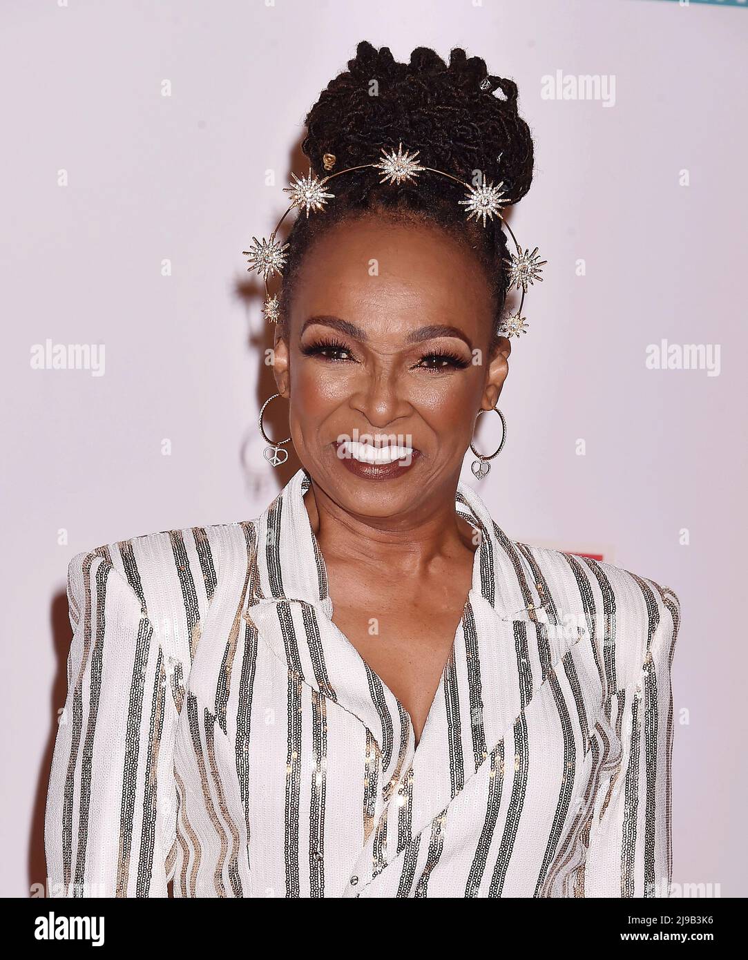 LOS ANGELES, CA - MAY 20: Siedah Garrett attends the 29th Annual Race ...