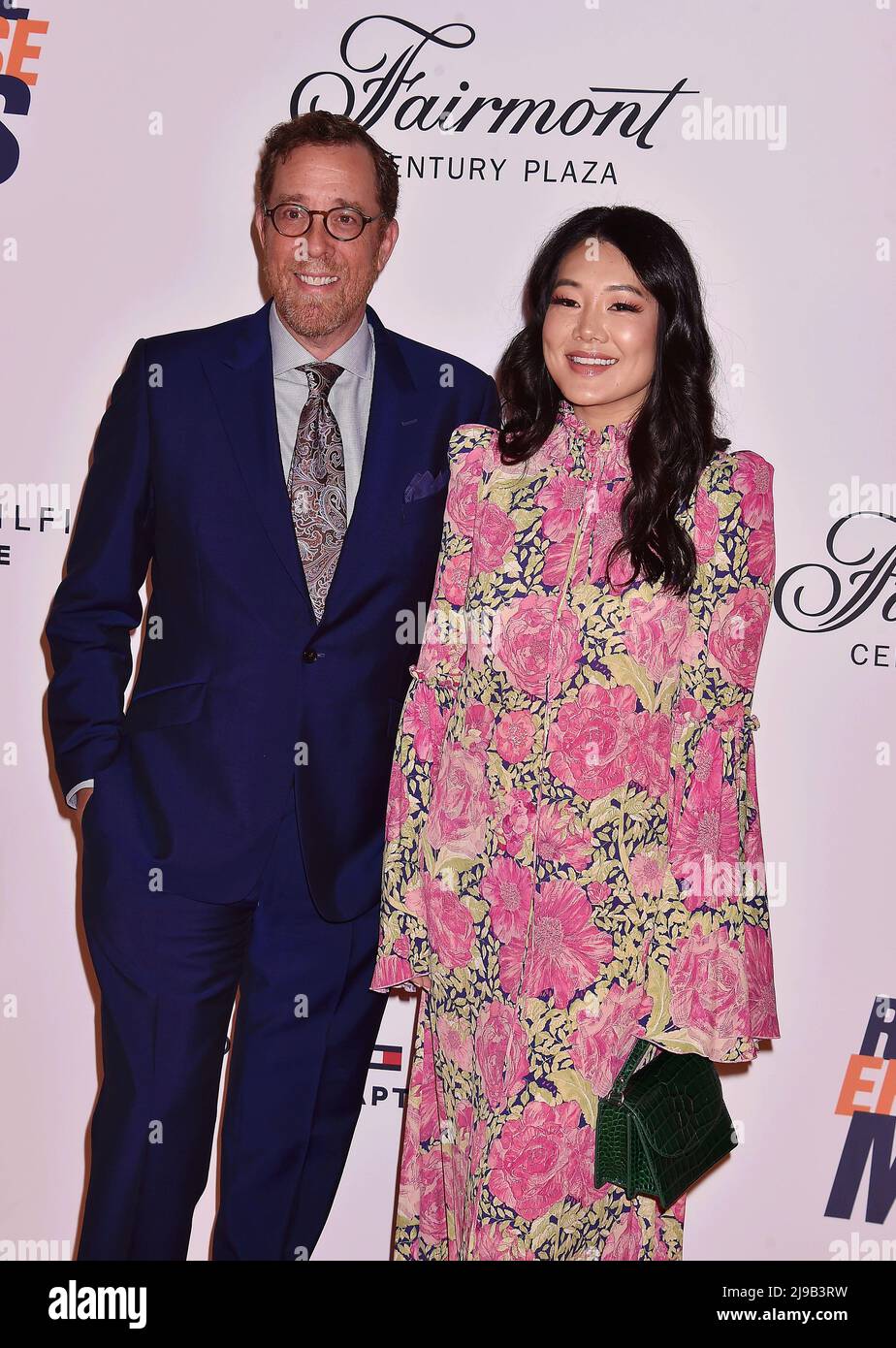 LOS ANGELES, CA - MAY 20: (L-R) Rob Minkoff and Crystal Kung Minkoff ...