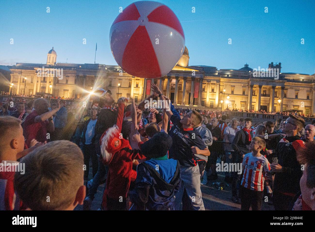 21/05/22, Sunderland AFC Fans Celebrate into the Night in Trafalgar ...