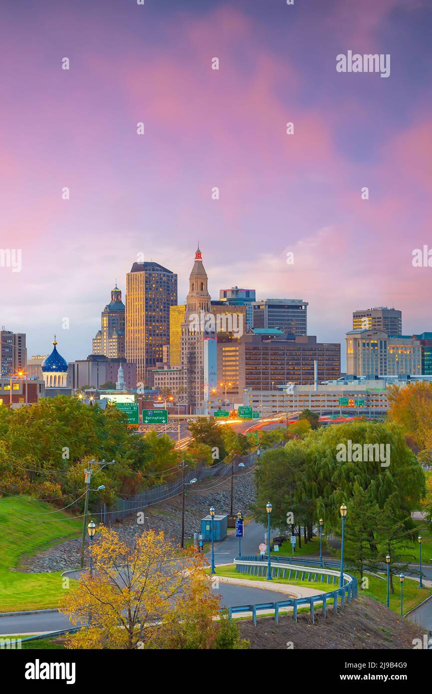 Hartford skyline night hi-res stock photography and images - Alamy