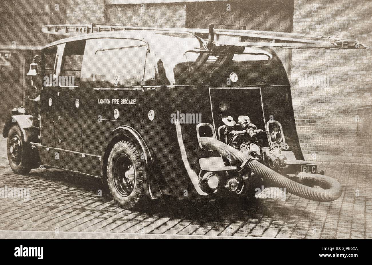 An early London Fire Service fire engine (UK Stock Photo - Alamy