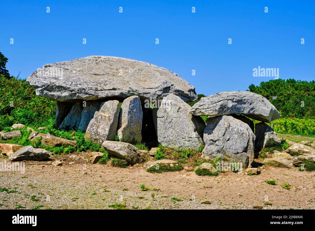 France, Morbihan, Gulf of Morbihan, Ile aux Moines, Er Boglieux dolmen ...