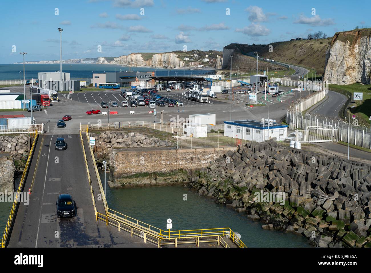 English channel ferry port hi-res stock photography and images - Alamy