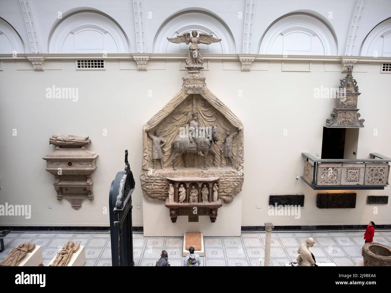 Inside Victoria and Albert museum in London,uk Stock Photo - Alamy