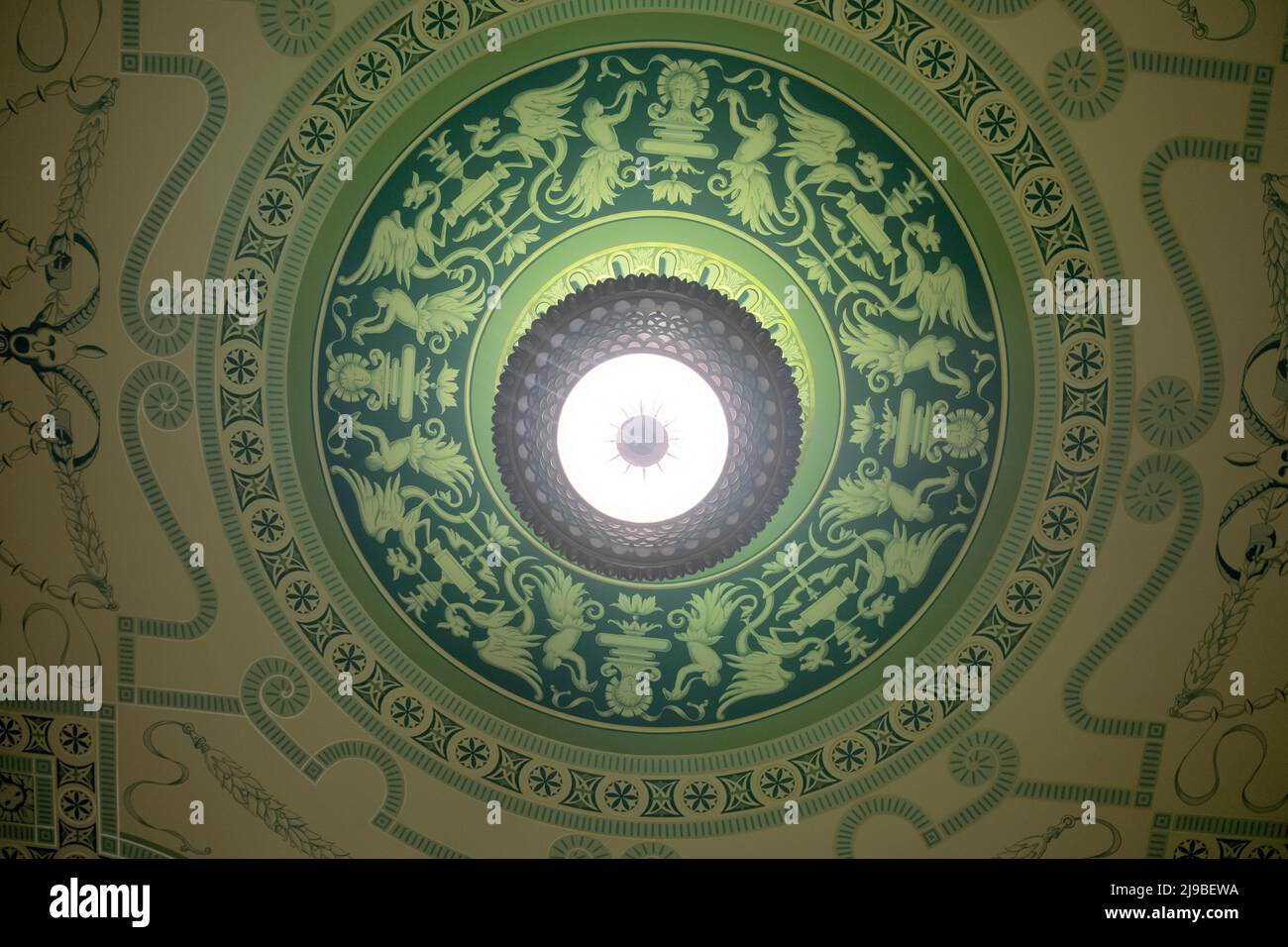 Inside Victoria and Albert museum in London,uk Stock Photo - Alamy