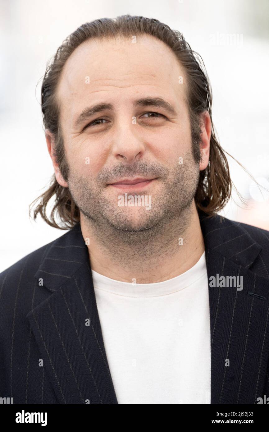 Vincent Macaigne attends the photocall for Chronique D Une Liaison ...