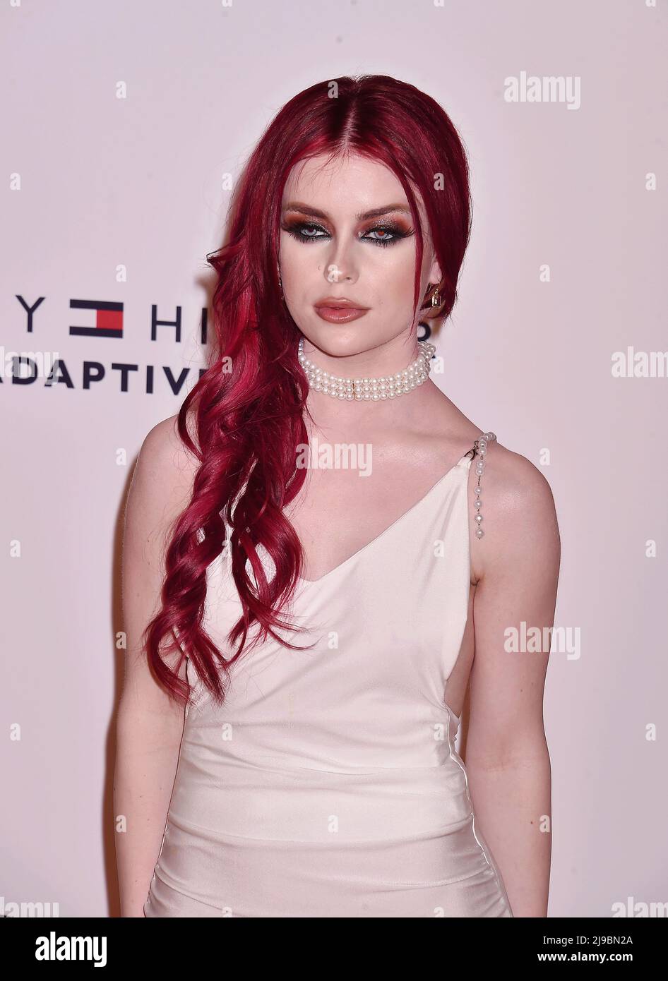 LOS ANGELES, CA - MAY 20: Emma Norton attends the 29th Annual Race To ...