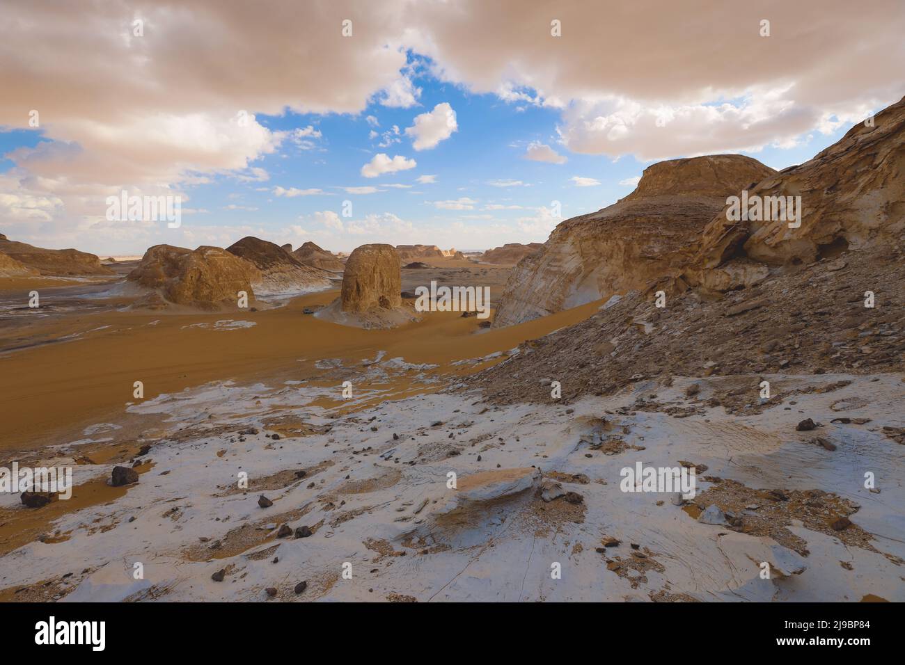 Landscape View of the White Desert Protected Area in the Farafra Oasis ...