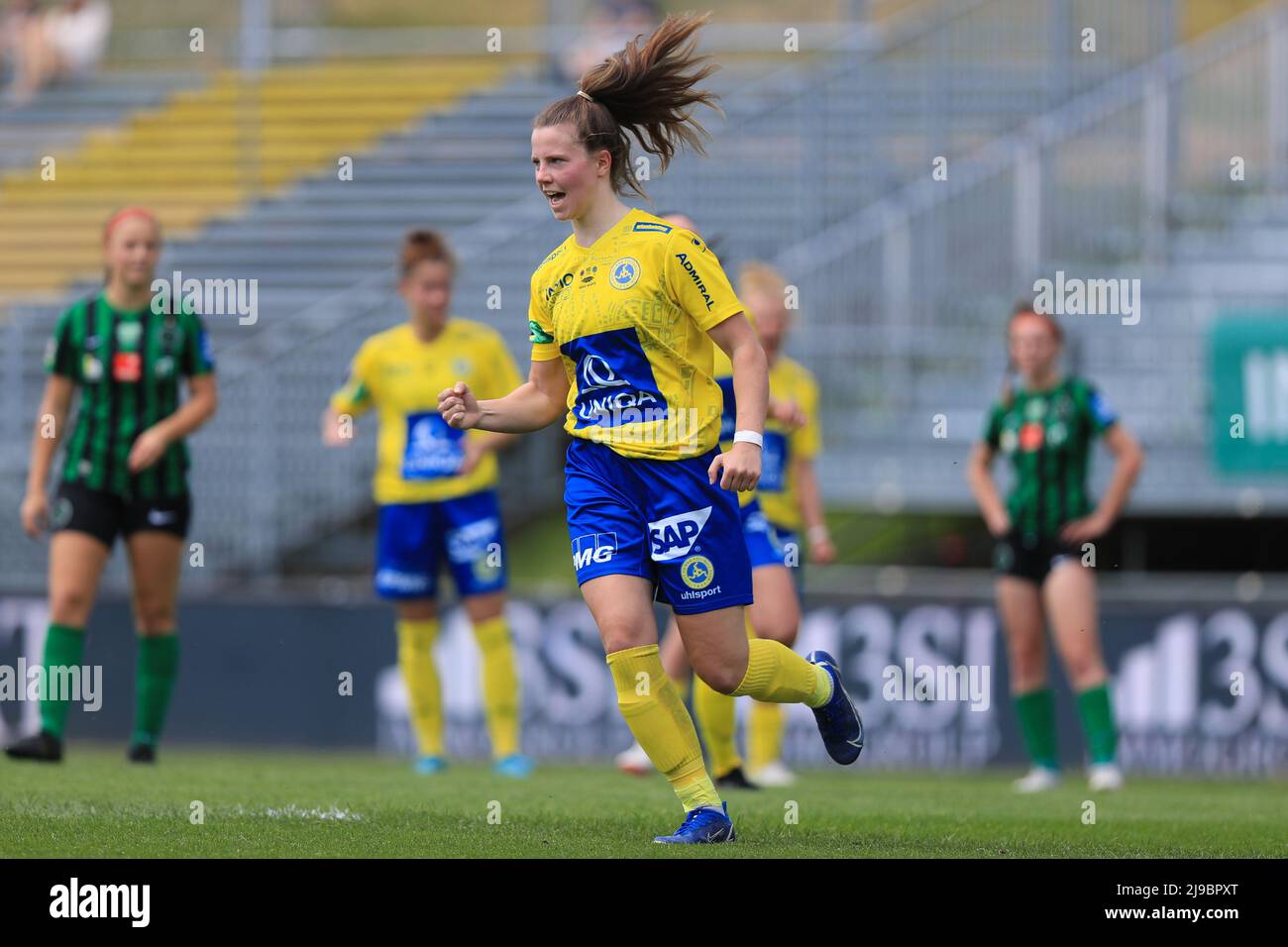 Frauen sarah hi-res stock photography and images - Alamy