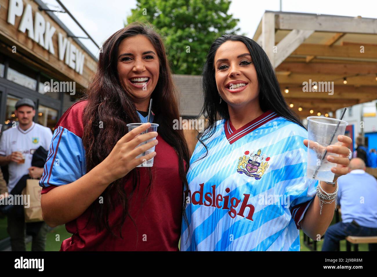 Newcastle fans burnley hi-res stock photography and images - Alamy