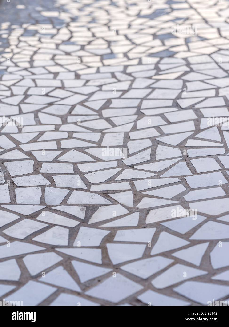 Pattern of broken white tiles, brittle, mosaic, trencadis breakable ...