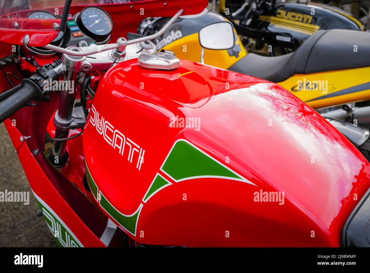 A line of Italian motorbikes Stock Photo - Alamy