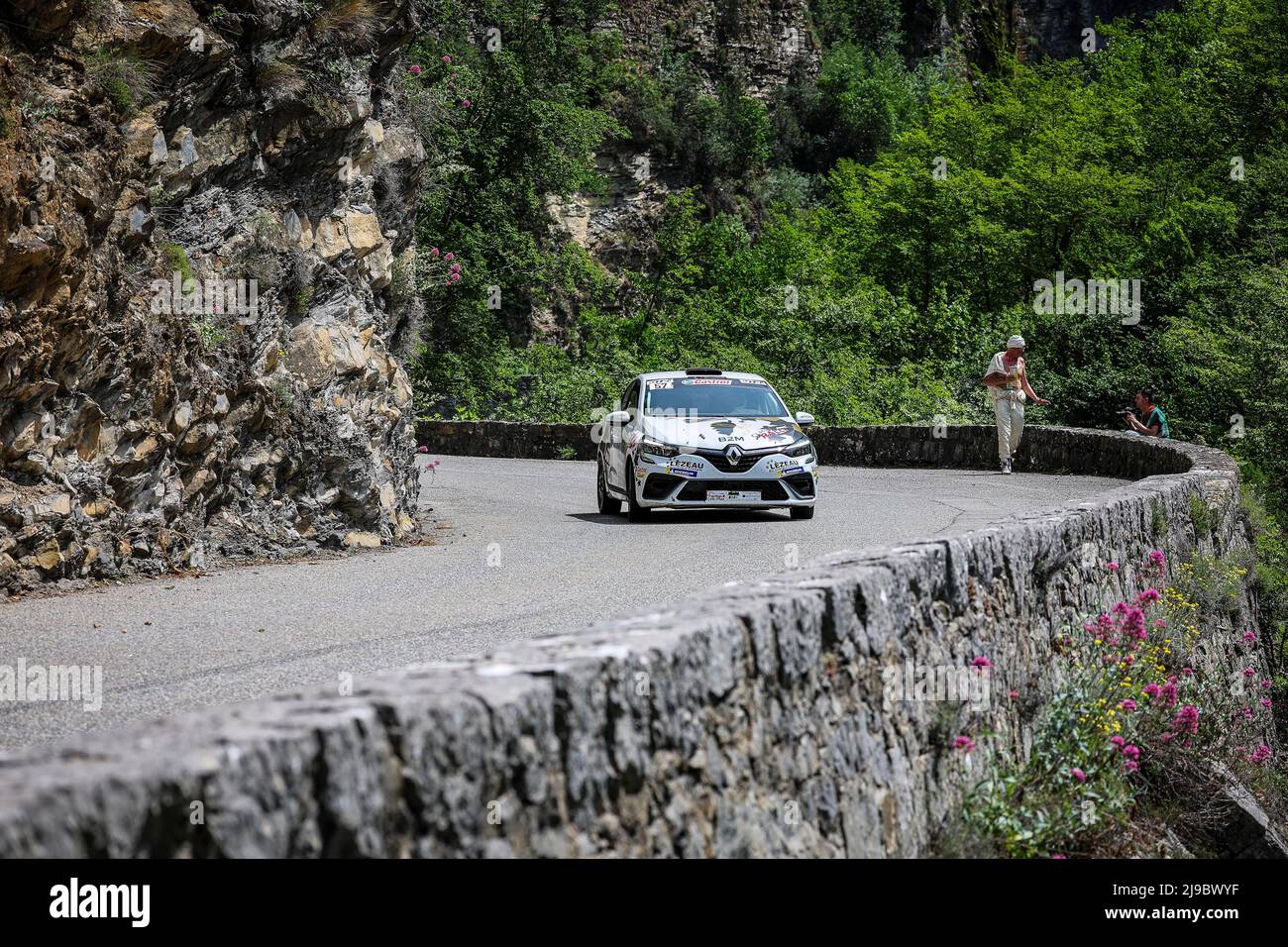 57 FRANCISCI Yannick, VINCIGUERRA Lisa-Marie, Renault Clio RS Line ...
