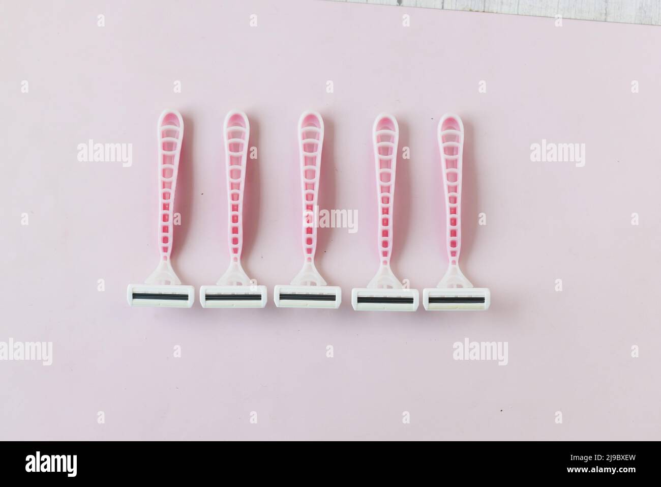 Razor pink blue hi-res stock photography and images - Alamy