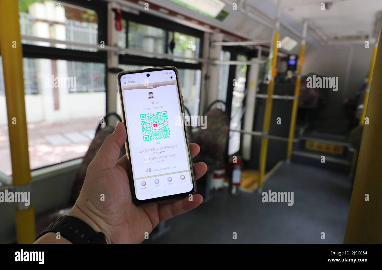 Shanghai, China. 22nd May, 2022. A passenger shows the scanning result ...